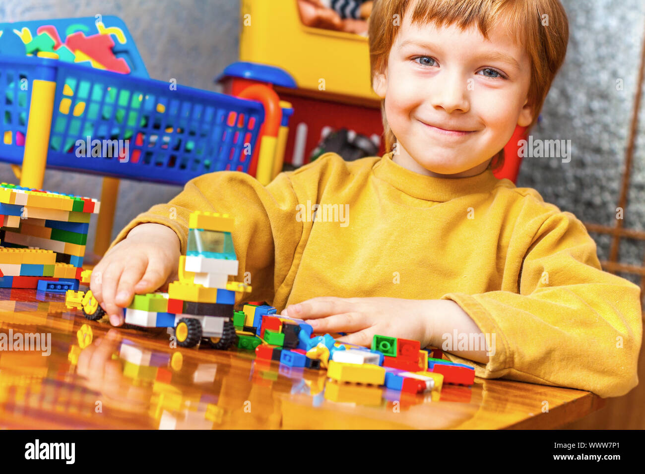 Hand block designs hi-res stock photography and images - Alamy