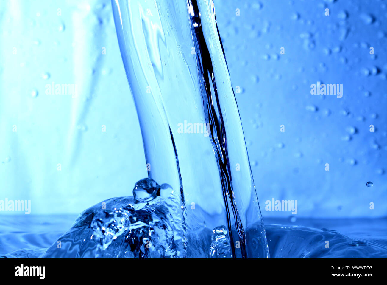 water wet splash macro close up Stock Photo - Alamy