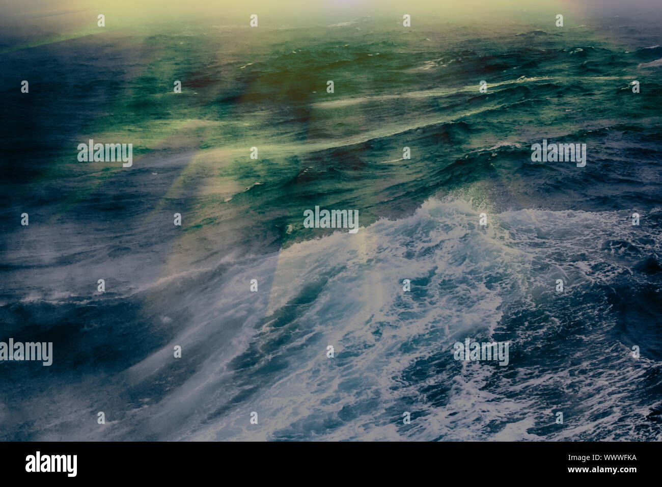 turbulent waves of Pacific ocean Stock Photo - Alamy
