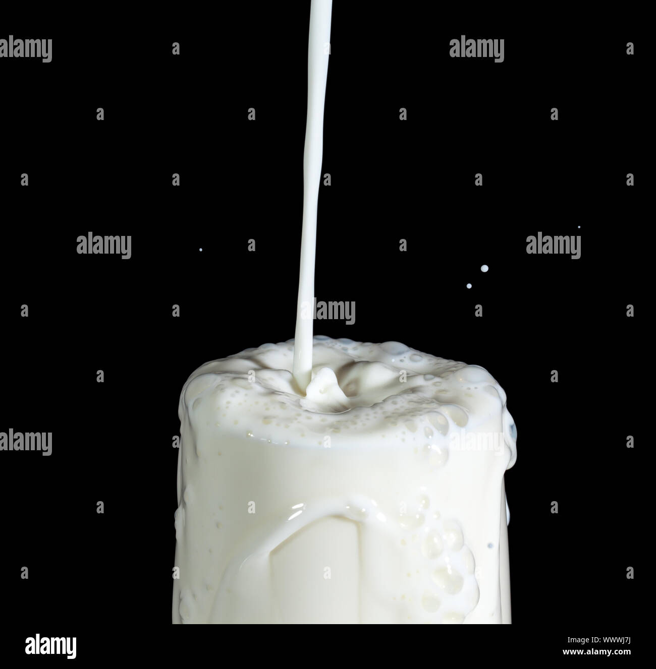 Food pouring action hi-res stock photography and images - Alamy