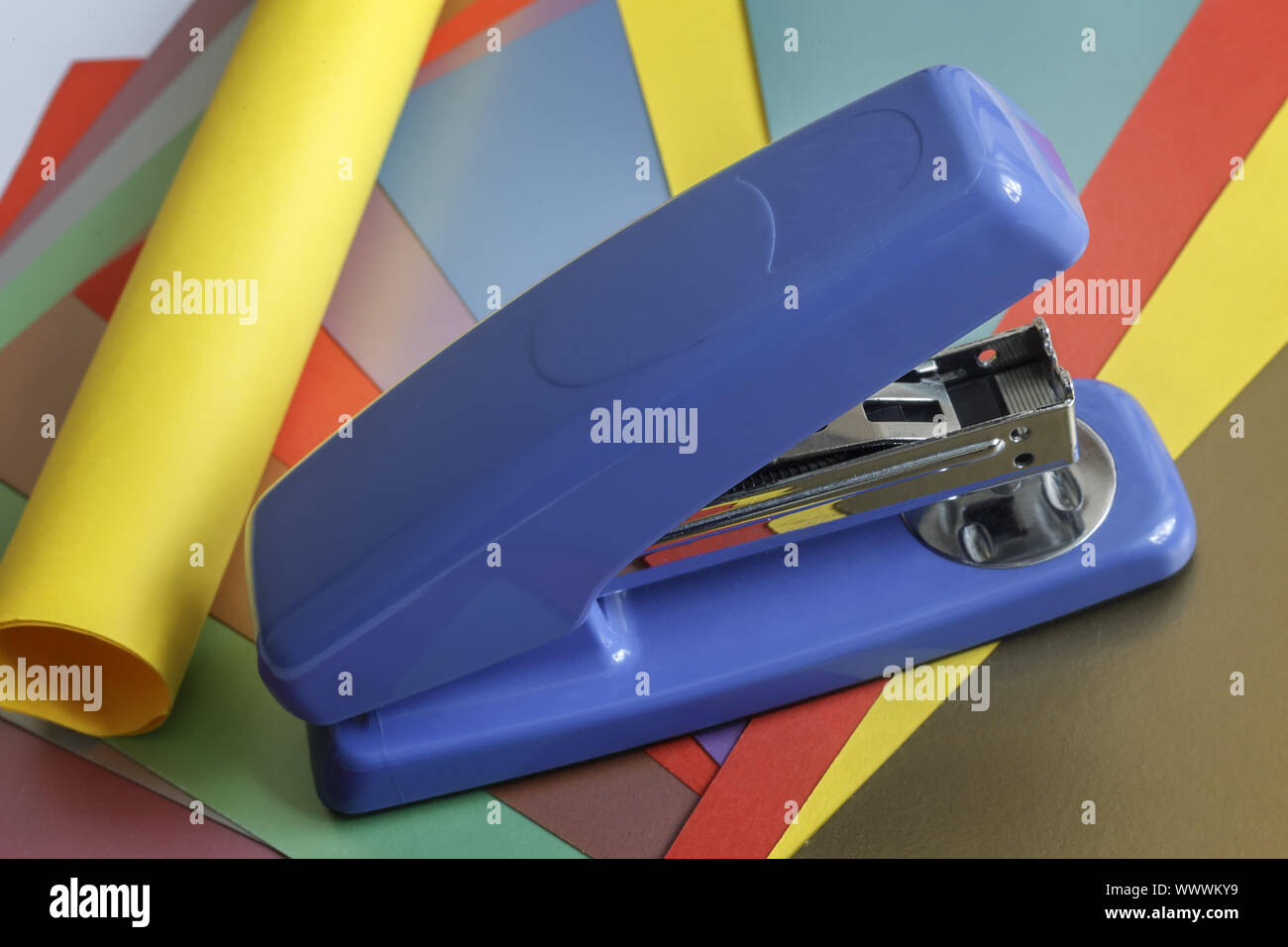 Large sheet paper hi-res stock photography and images - Alamy