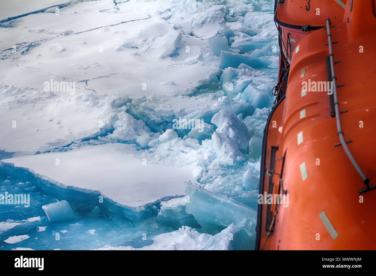 Nuclear-powered icebreaker solivet powerful first-year ice Stock Photo ...