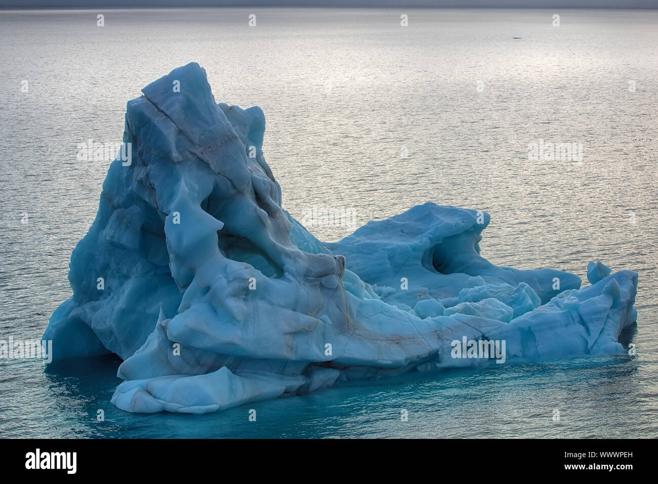 Bergy bit - part of iceberg Stock Photo - Alamy