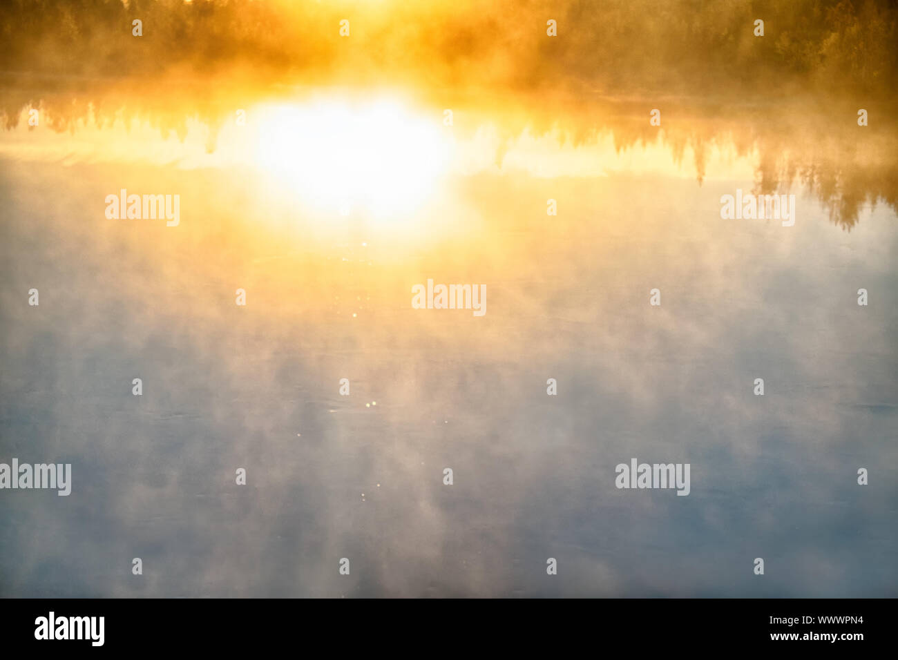 Fog creeps over river hi-res stock photography and images - Alamy
