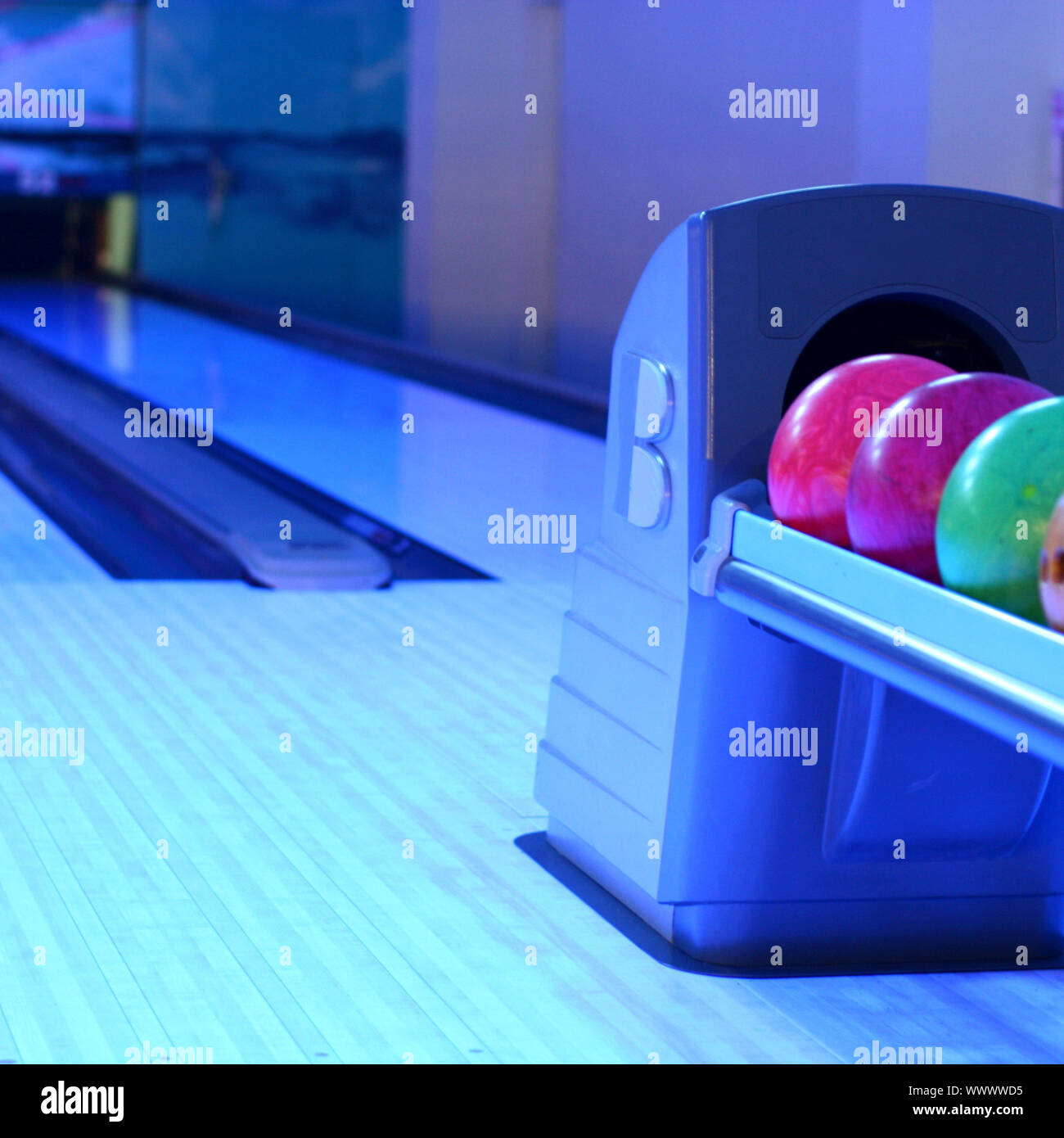 Bolls red hi-res stock photography and images - Alamy