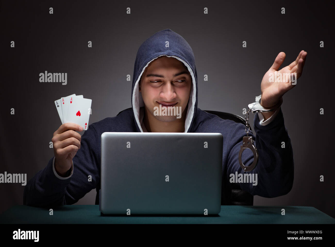 Man breaking handcuffs hi-res stock photography and images - Alamy