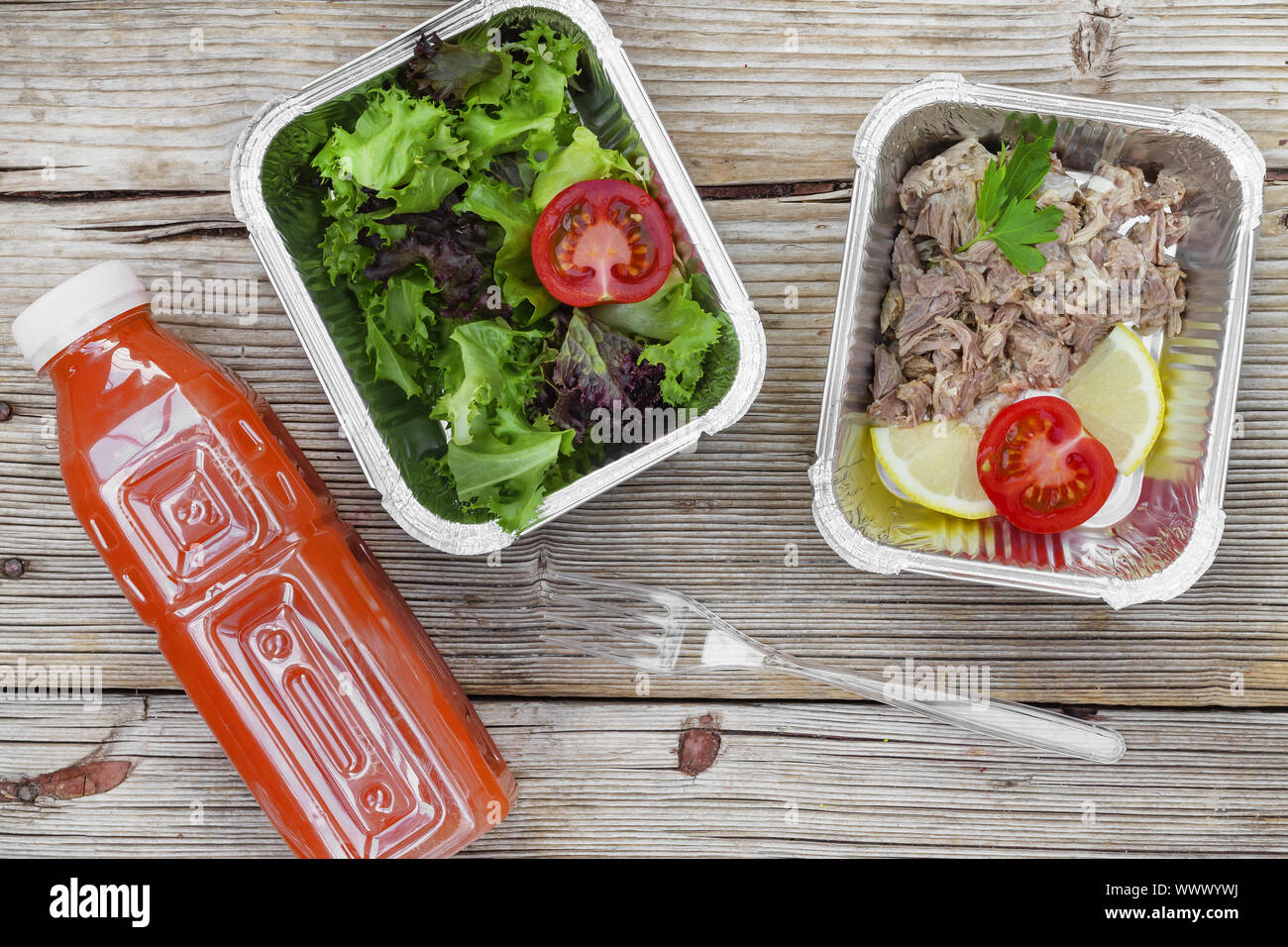 Healthy food in containers. Food delivery at school, business lunch ...