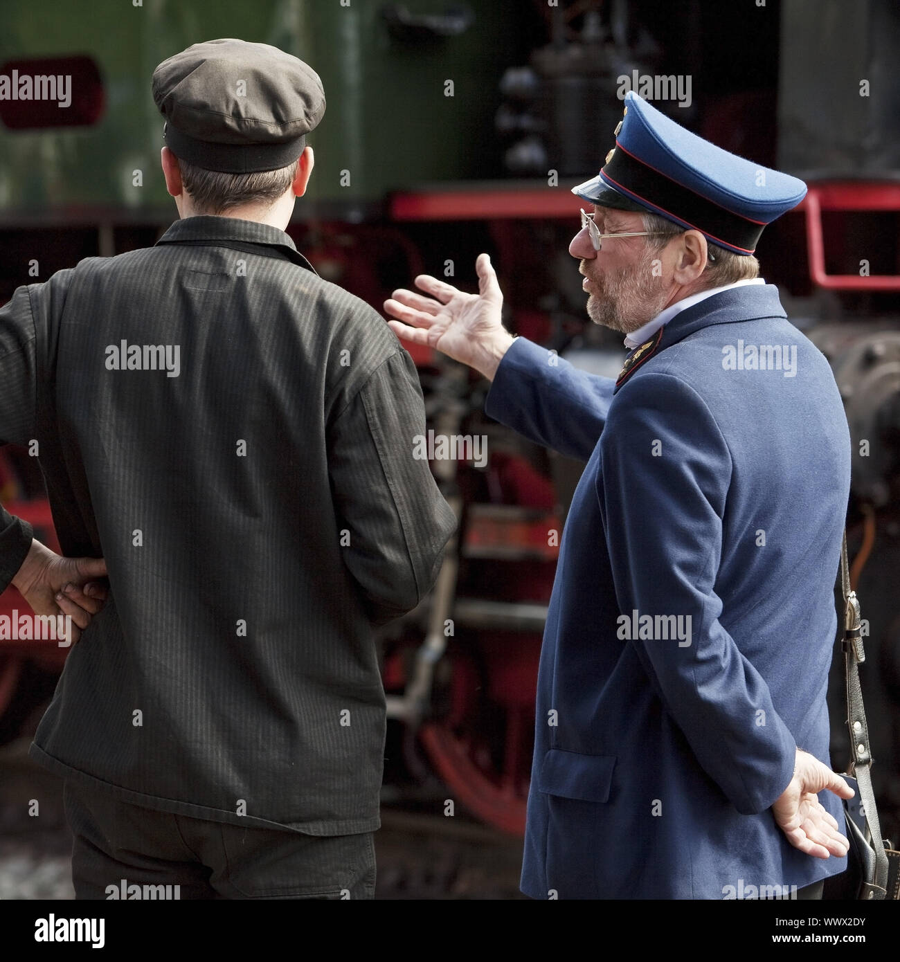 two staff members in traditional working clothes, Bochum Dahlhausen ...