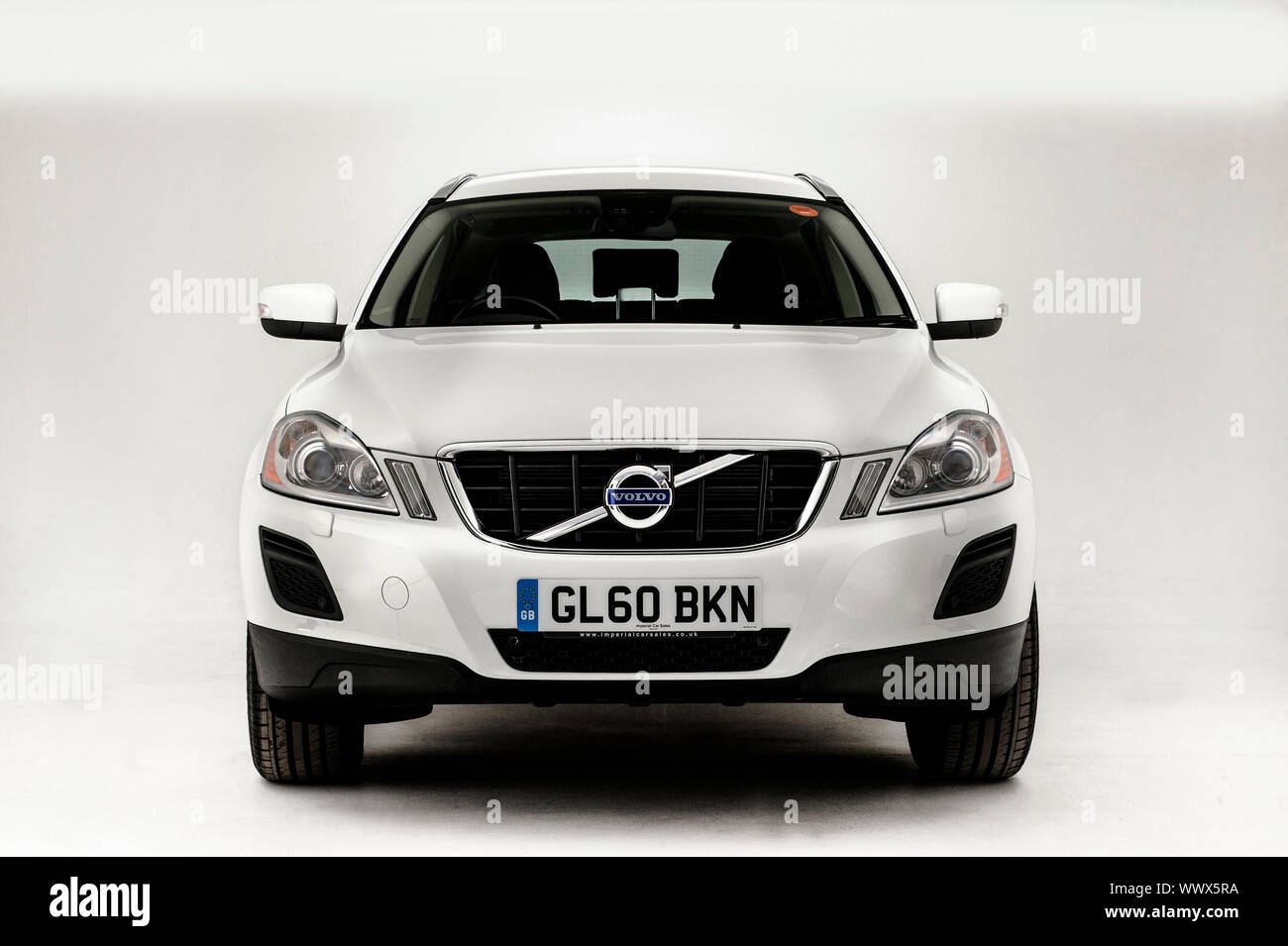 Volvo xc60 front hi-res stock photography and images - Alamy