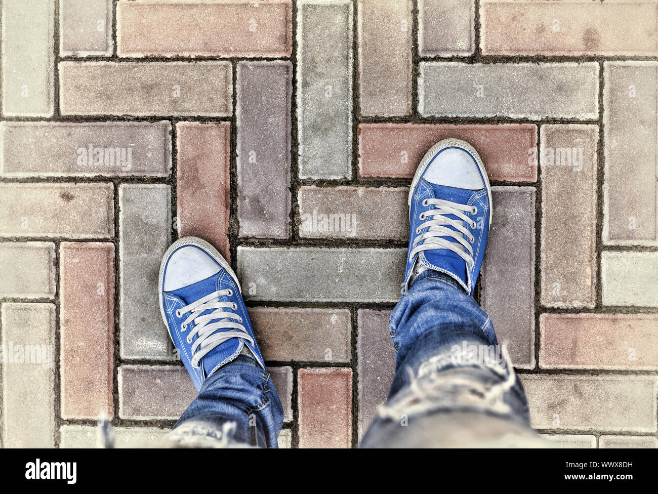 Legs blue walk go hi-res stock photography and images - Alamy