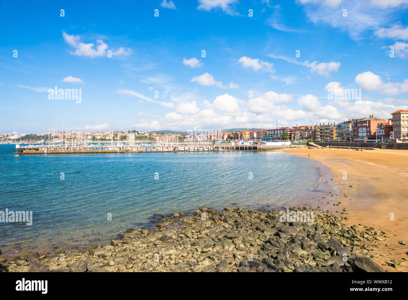 Port basin hi-res stock photography and images - Alamy