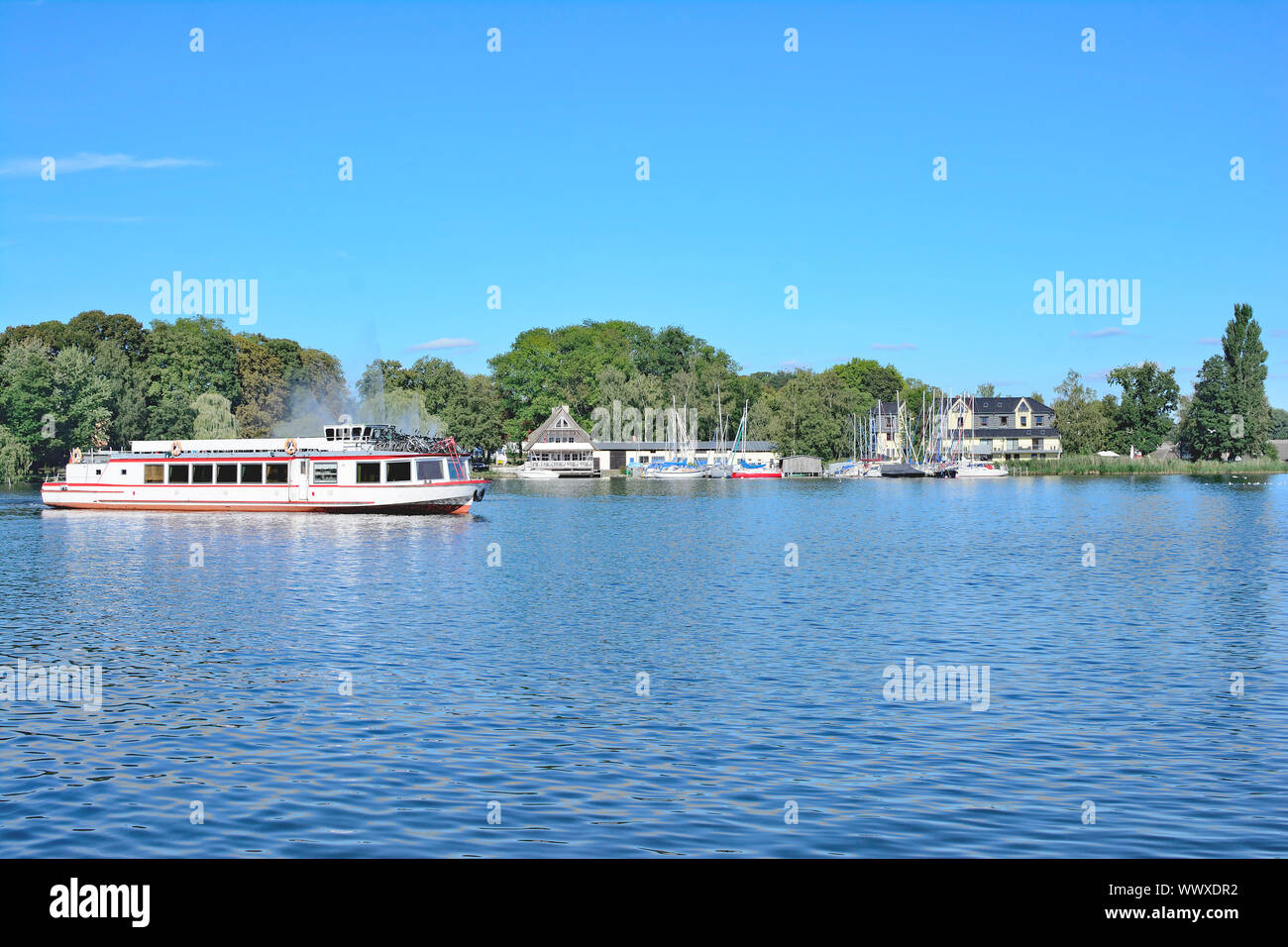 Robel hi-res stock photography and images - Alamy