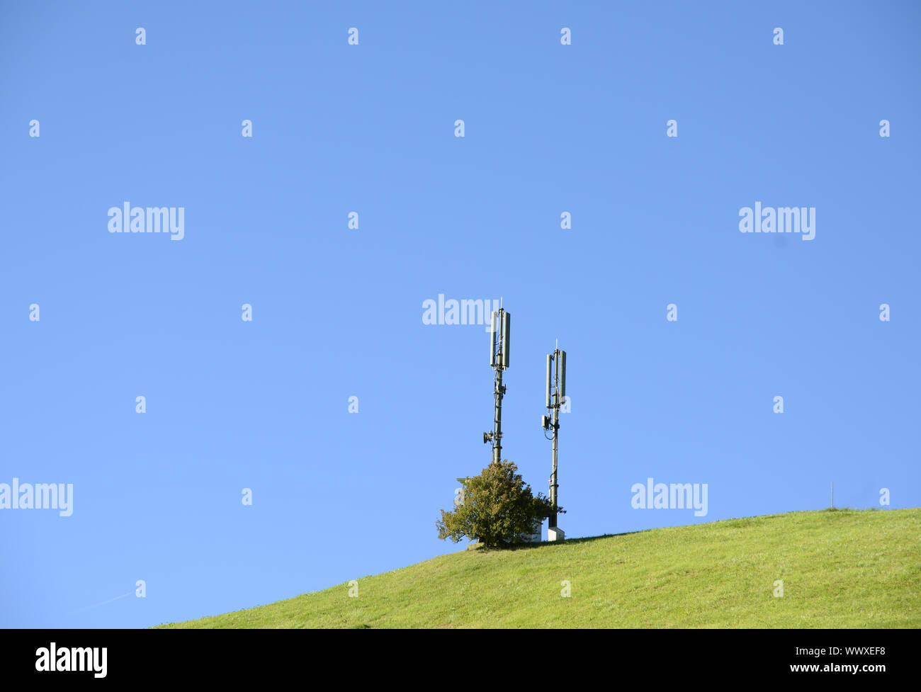 Transmission Mast High Resolution Stock Photography and Images - Alamy