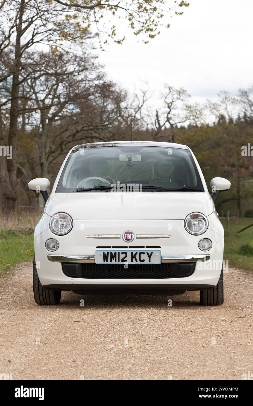 White colour fiat 500 hi-res stock photography and images - Alamy
