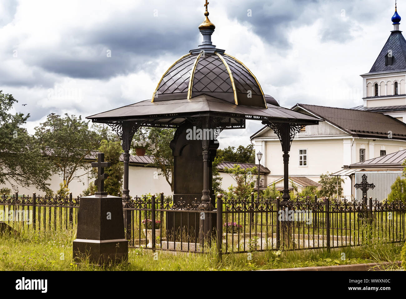Monastery cemetery hi-res stock photography and images - Alamy