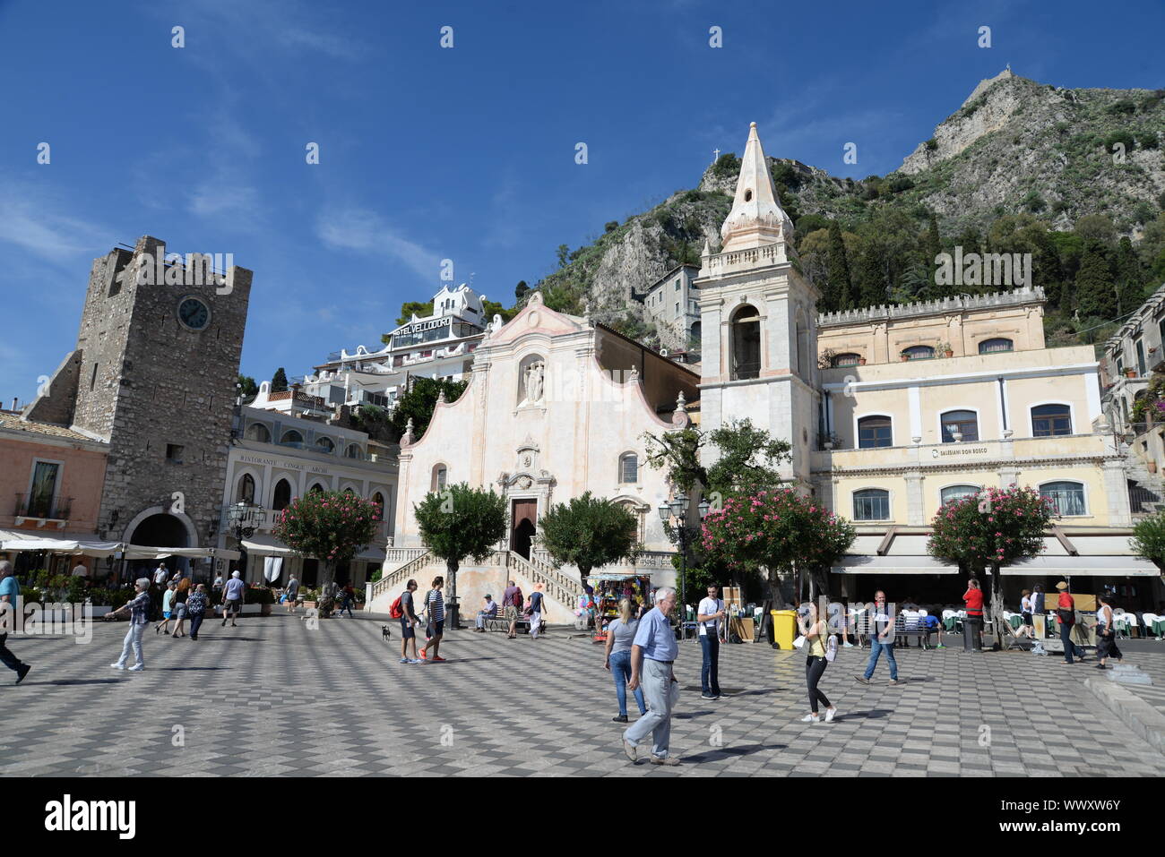 Square in Taormina, Sicily Stock Photo - Alamy