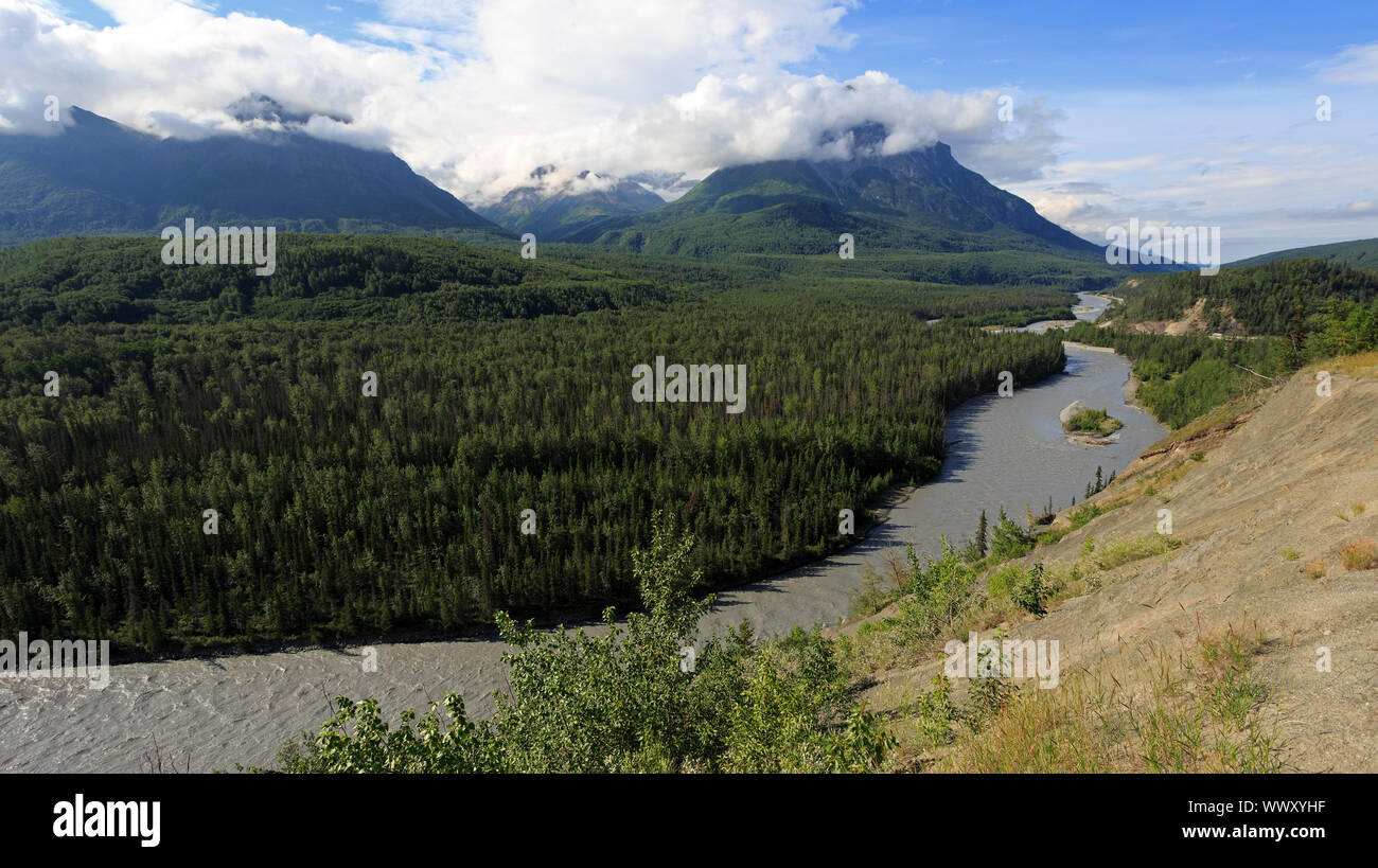 Landscape of the Matanuska river in Alaska Stock Photo - Alamy
