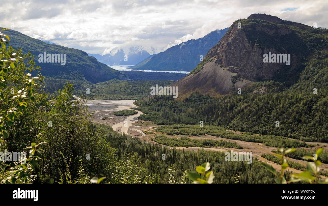Fluss alaska hi-res stock photography and images - Alamy