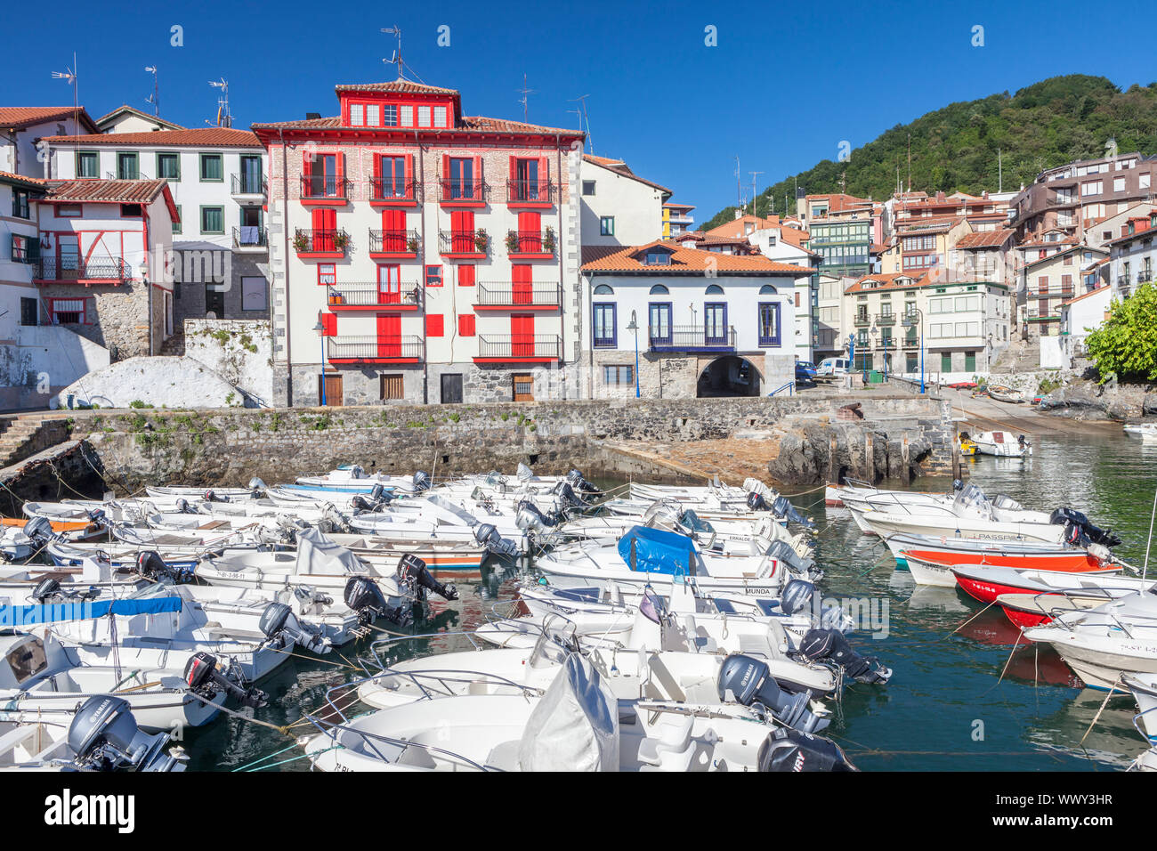 Mundaka village, Vizcaya province, The Basque Country, Spain Stock ...