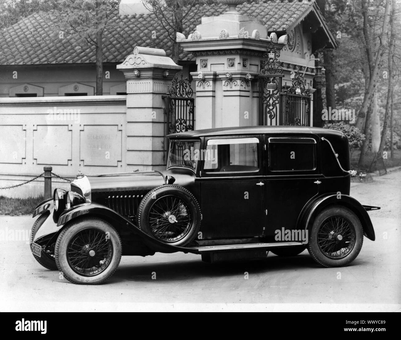 Weymann body hi-res stock photography and images - Alamy
