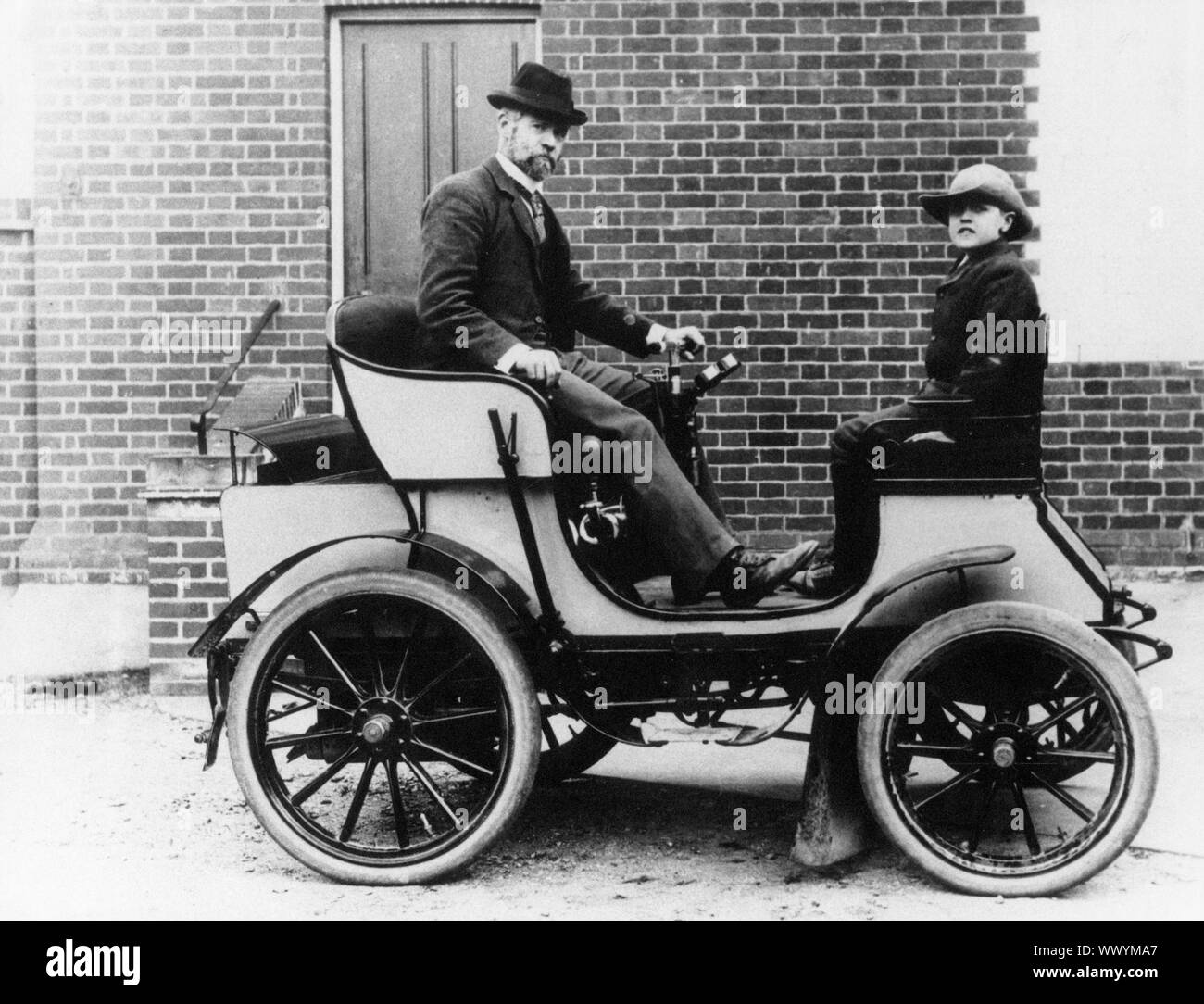 1901 Serpollet steam car Stock Photo - Alamy