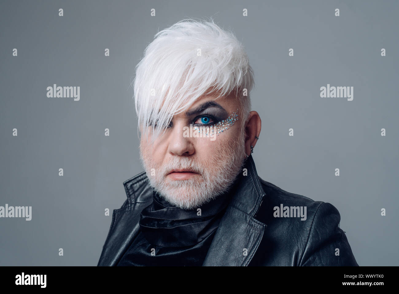 Bearded transvestite hi-res stock photography and images - Alamy