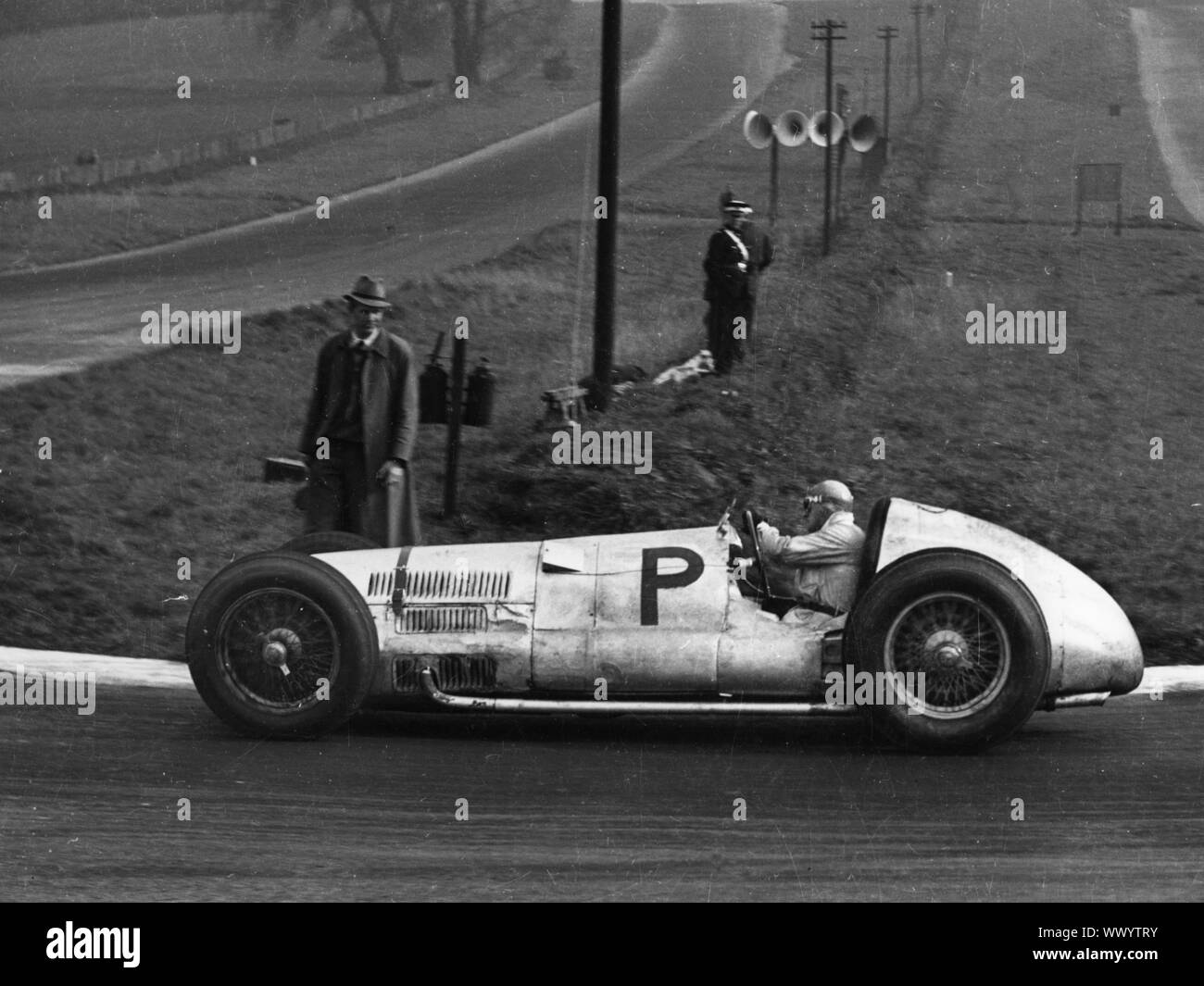 Mercedes Benz W154, Hermann Lang, Donington Grand Prix 1938 Stock Photo ...