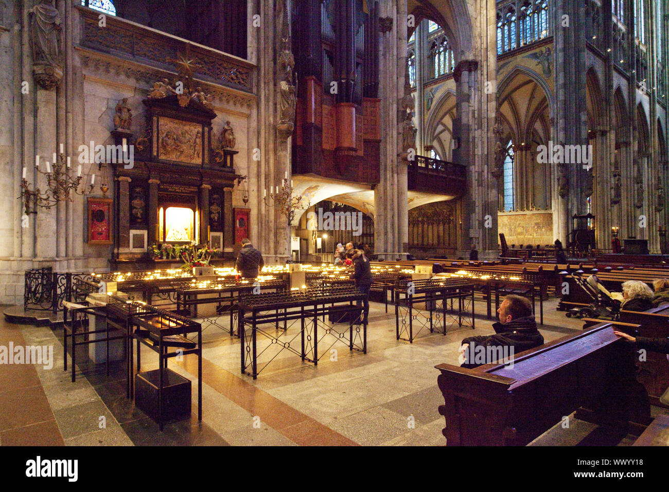 Cologne cathedral interior hi-res stock photography and images - Alamy