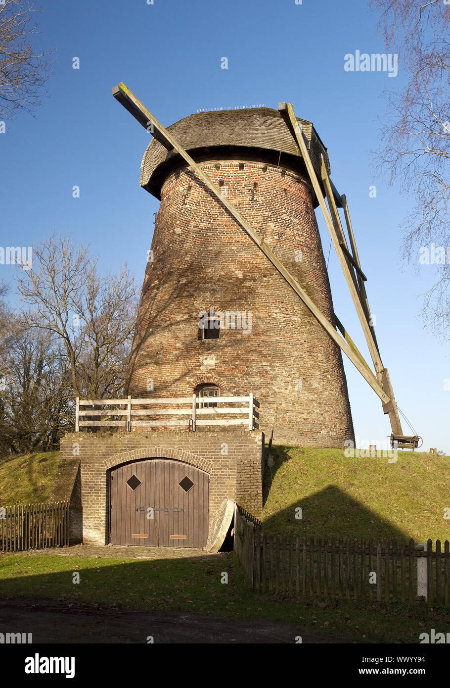Vertical Windmill High Resolution Stock Photography and Images - Alamy
