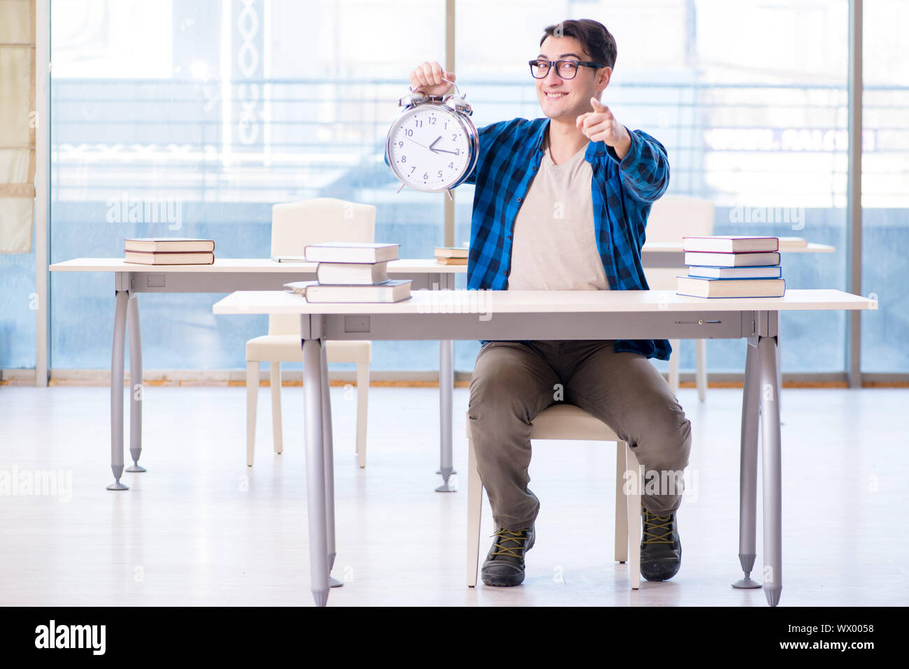 Running late college hi-res stock photography and images - Alamy