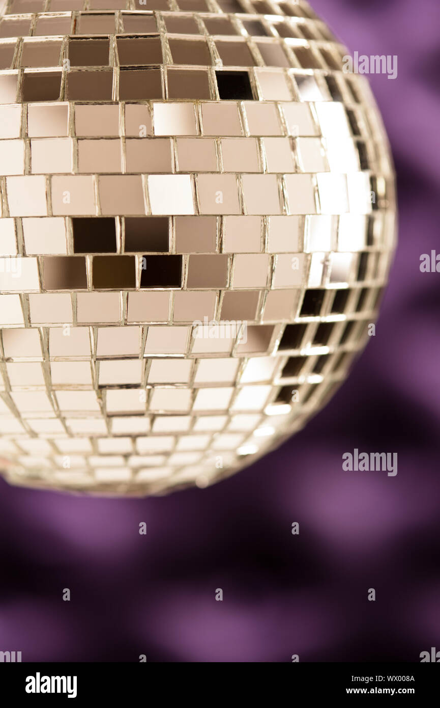 Disco Mirror ball as a sphere clean with no disturbing reflections ...