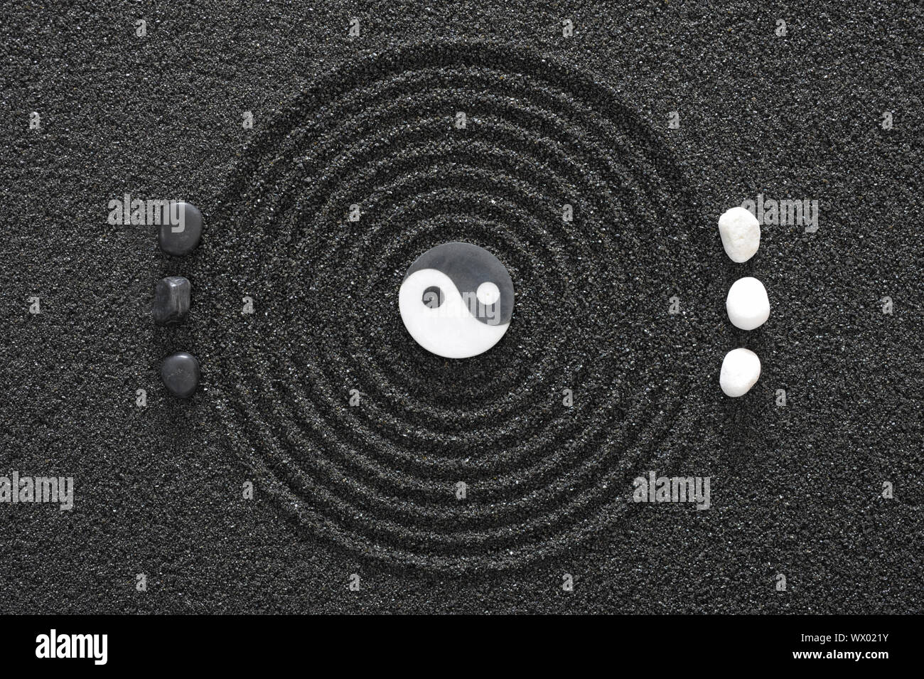 Ying and yang garden hi-res stock photography and images - Alamy