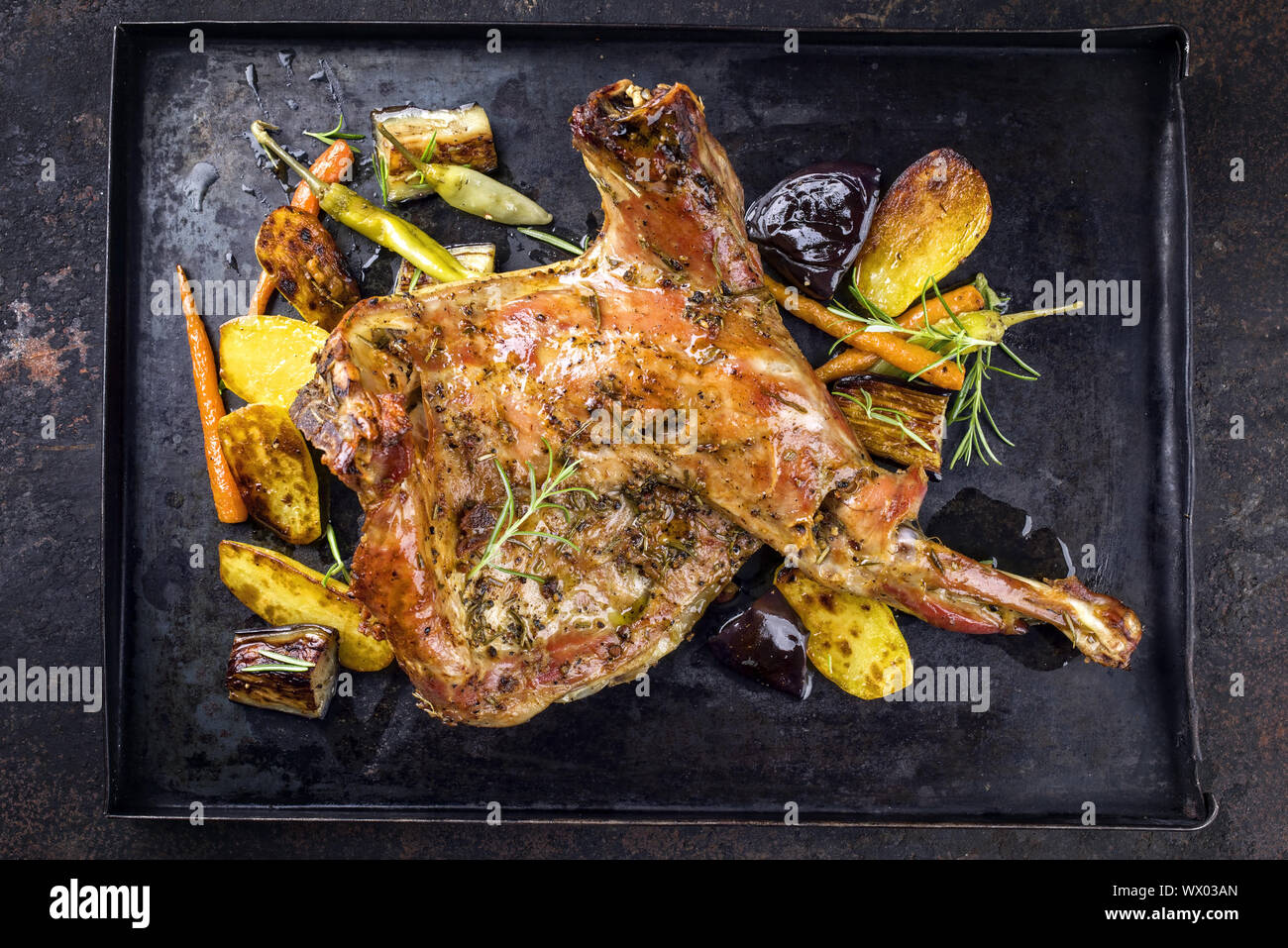 Metal sheet sheep hi-res stock photography and images - Alamy