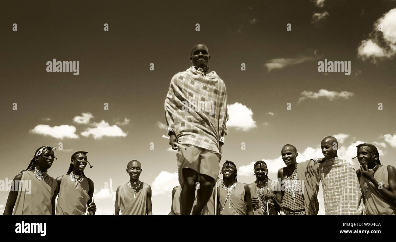 African traditional jumps, Masai Mara warriors dancing, Kenya Stock ...