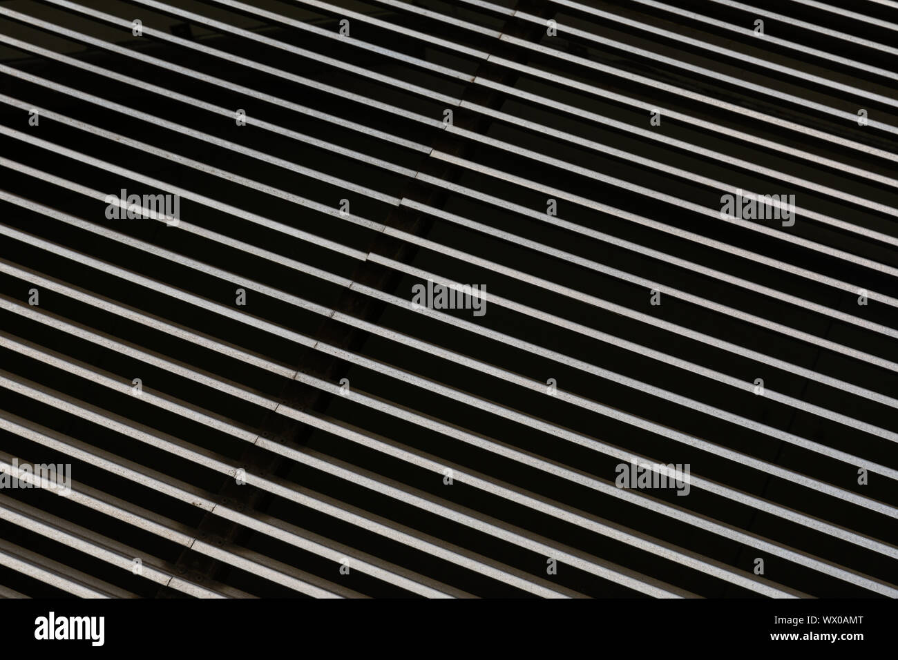 Galvanized steel panels hi-res stock photography and images - Alamy