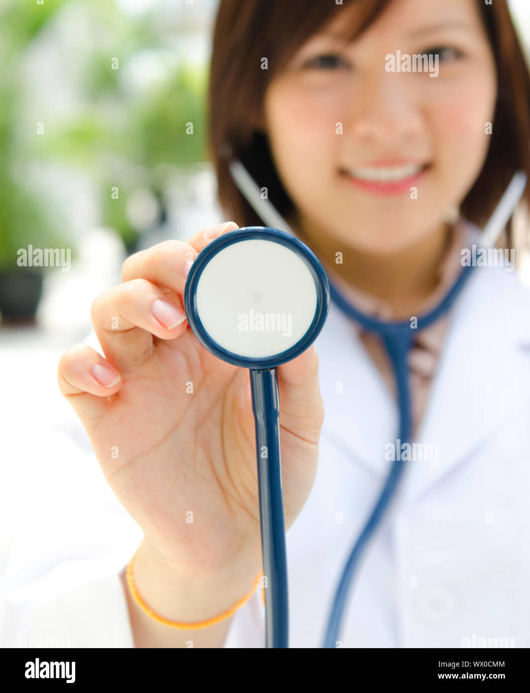 Nurse examining school hi-res stock photography and images - Alamy