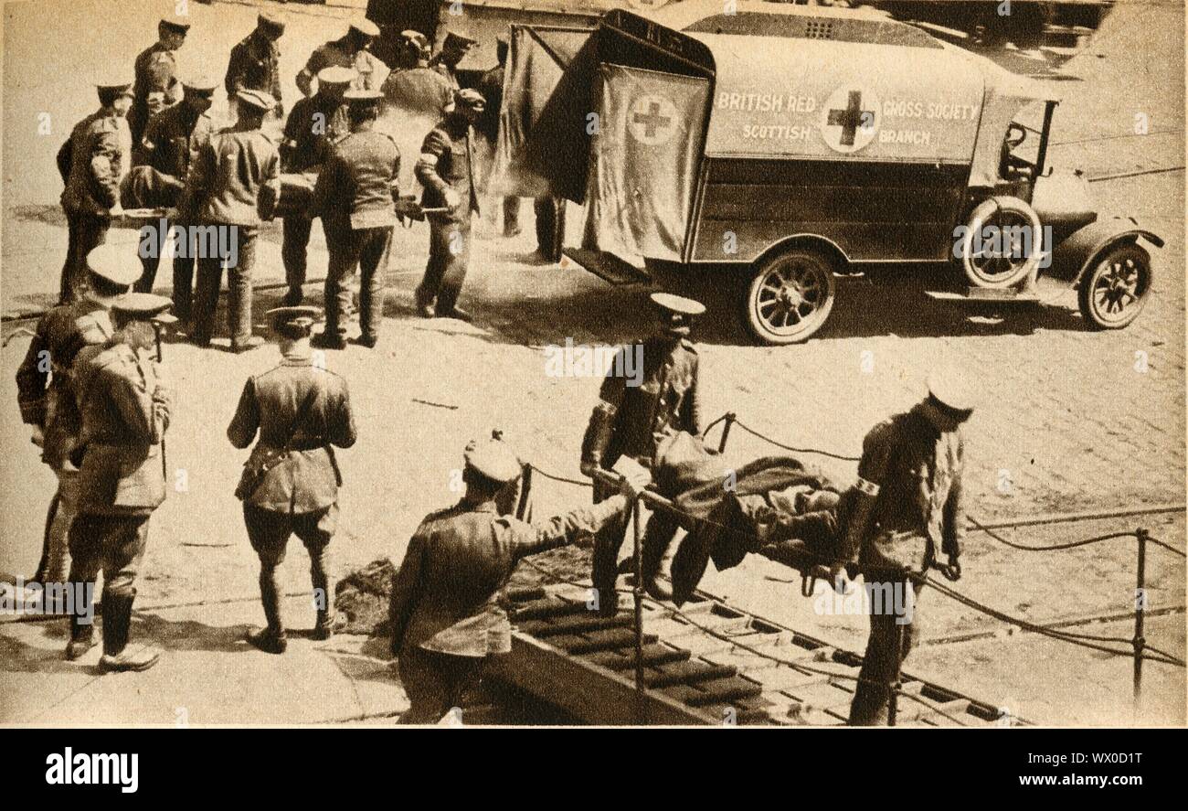 Stretcher bearer ww1 hi-res stock photography and images - Alamy