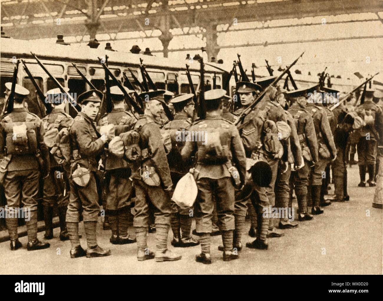 Territorial army 1930s hi-res stock photography and images - Alamy
