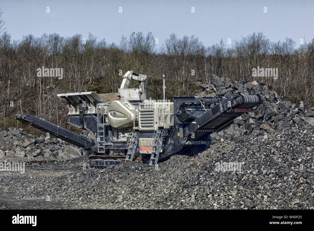 Gravel aggregate processing hi-res stock photography and images - Alamy
