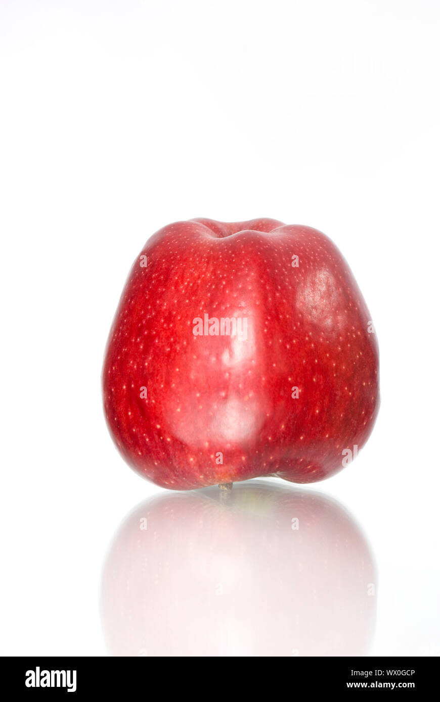One red apple on white background Stock Photo - Alamy