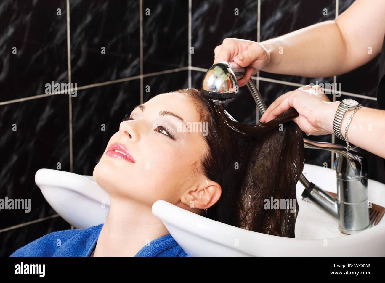 Brunette rinse hair hi-res stock photography and images - Alamy