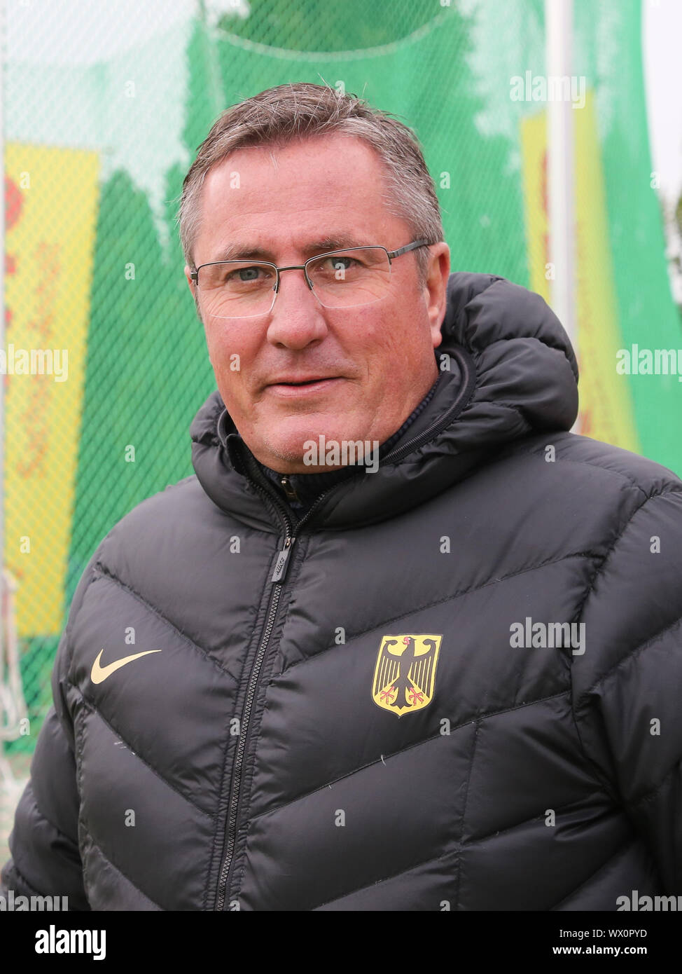 Dlv bundestrainer hi-res stock photography and images - Alamy