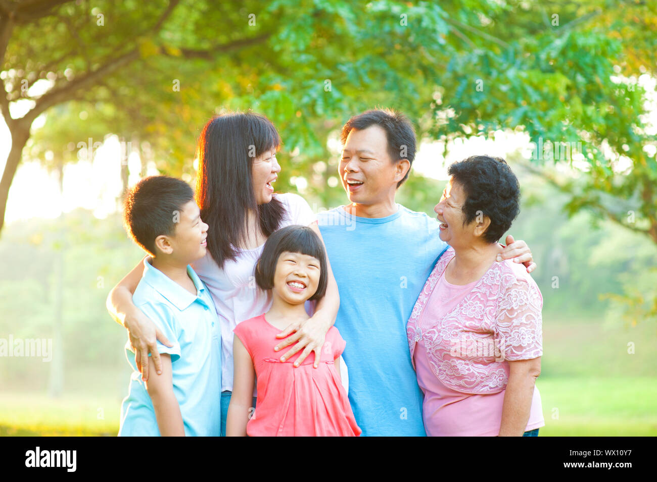Conversation parents kids in hi-res stock photography and images - Alamy