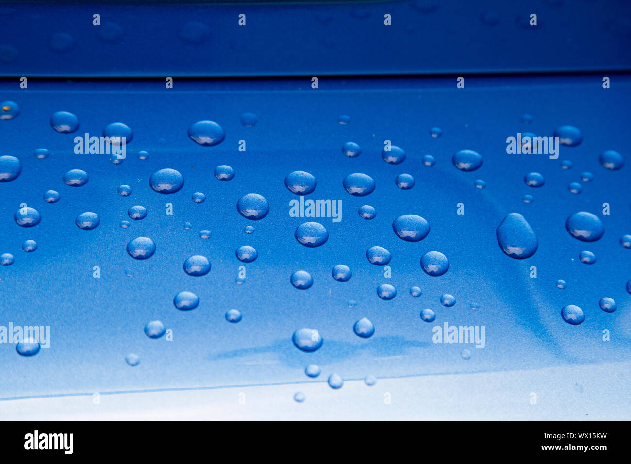Metallic blue car hi-res stock photography and images - Alamy