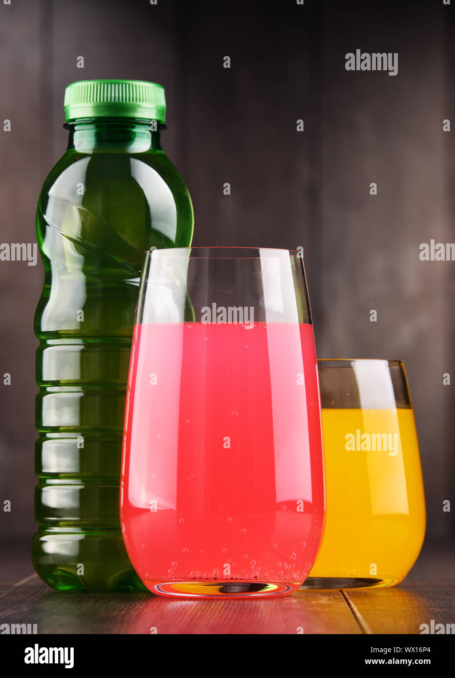 Fizzy soda variety glass hi-res stock photography and images - Alamy