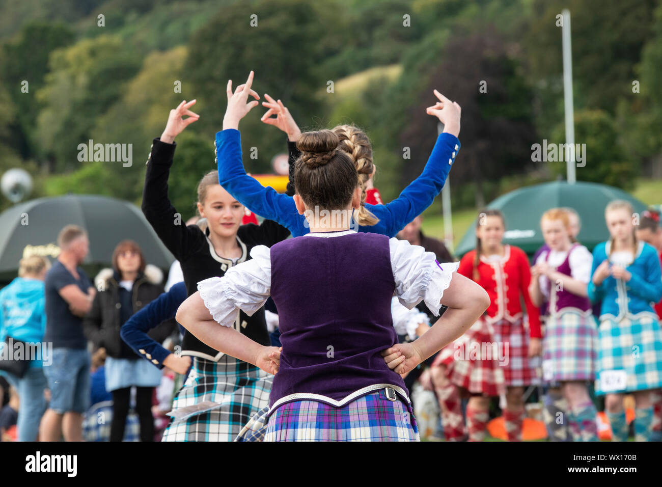 Highland dancers girls hi-res stock photography and images - Alamy
