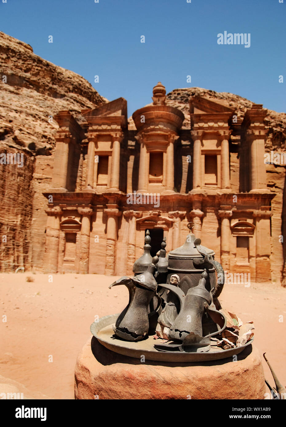 Ad Deir, monastery in Petra, Jordan Stock Photo - Alamy