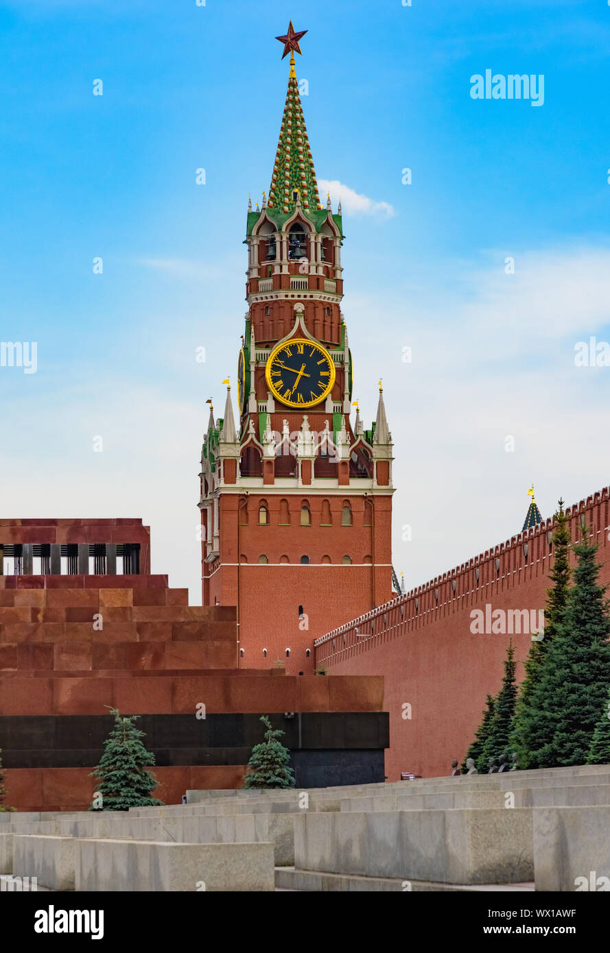 Moscow red square kremlin clock tower symbol of Russia Stock Photo - Alamy