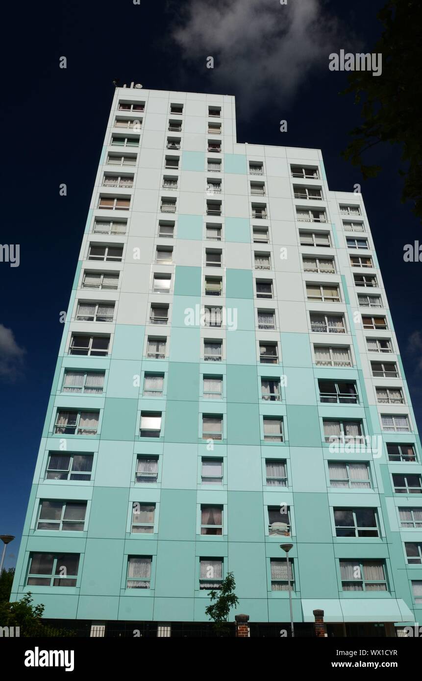 High rise cladding assessment hi-res stock photography and images - Alamy