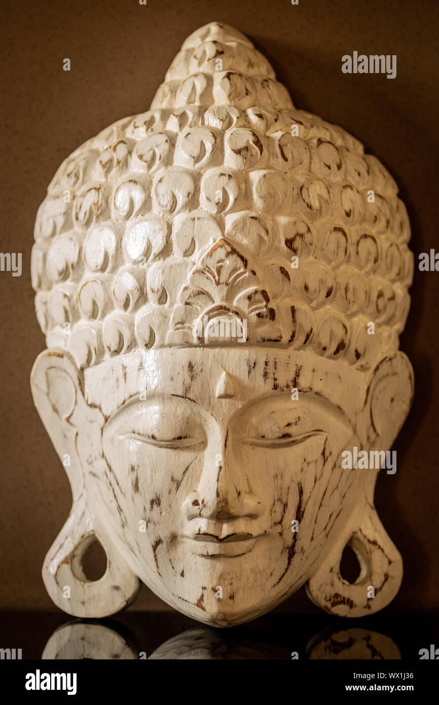 Buddha mask hi-res stock photography and images - Alamy